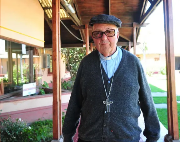 Monseñor Donoso pasa sus últimos días como arzobispo con pocas ...