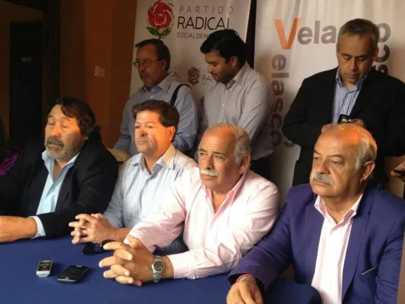 Ernesto Velasco lanza candidatura parlamentaria en la región | Diario ...