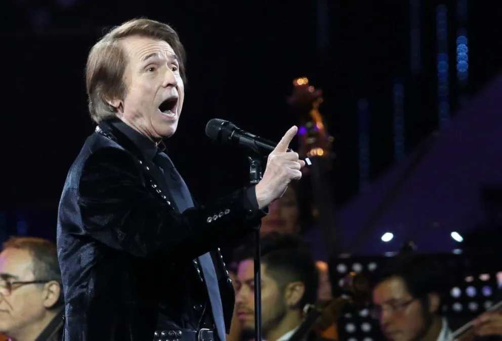 Raphael conquistó una vez más con sus éxitos inolvidables a Viña del ...