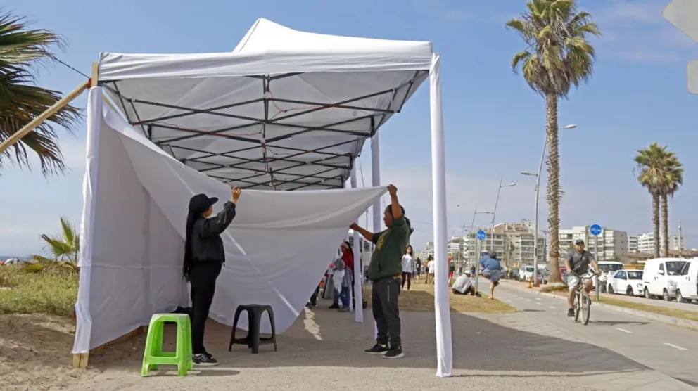 Fotos: Así serán los stands de ambulantes en la playa y sus horarios de ...